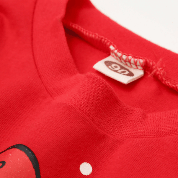 Röd långärmad pyjamas för barn • Alla-Pyjamas